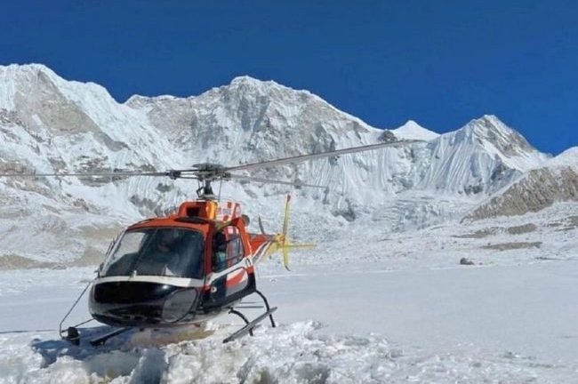 Mueren cinco mexicanos al estrellarse helicóptero en cercanías del monte Everest - Criterio Diario